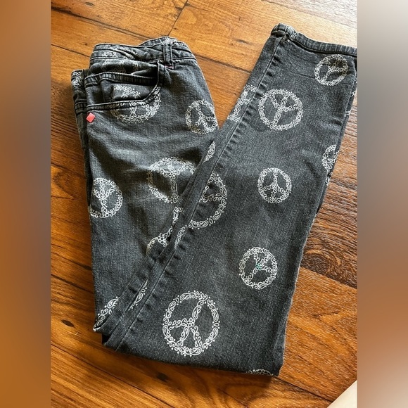 Disney | Bottoms | Disney D Signed Girls Peace Sign Grey Jeans Size ...